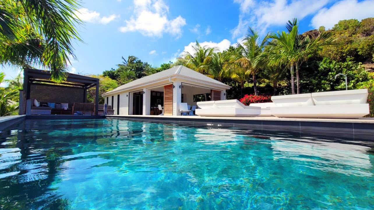 Luxury villa Coco Rock for rent in Petit Cul-de-Sac | Home In St Barts